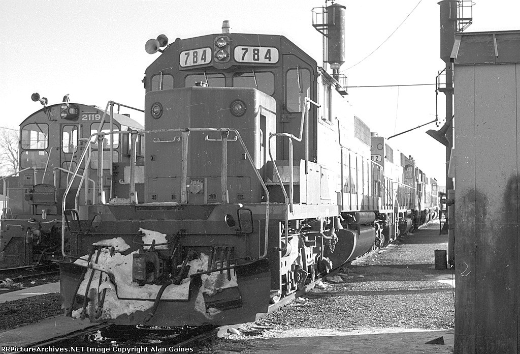 Soo SD-40-2 784
